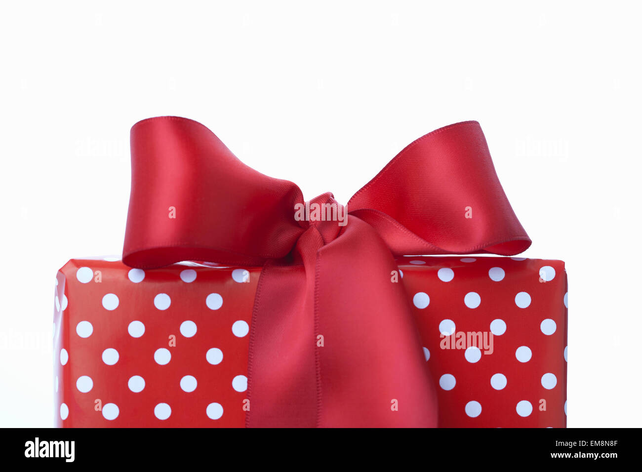 Wrapped gift box Stock Photo - Alamy