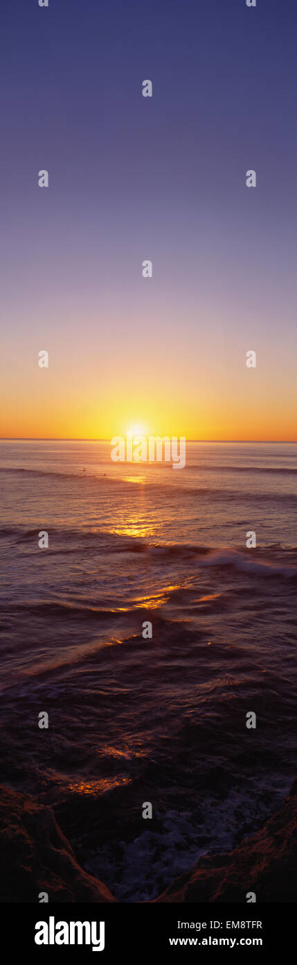 Beautiful View Of Golden Sunset On Ocean Horizon, Verticle Panoramic ...