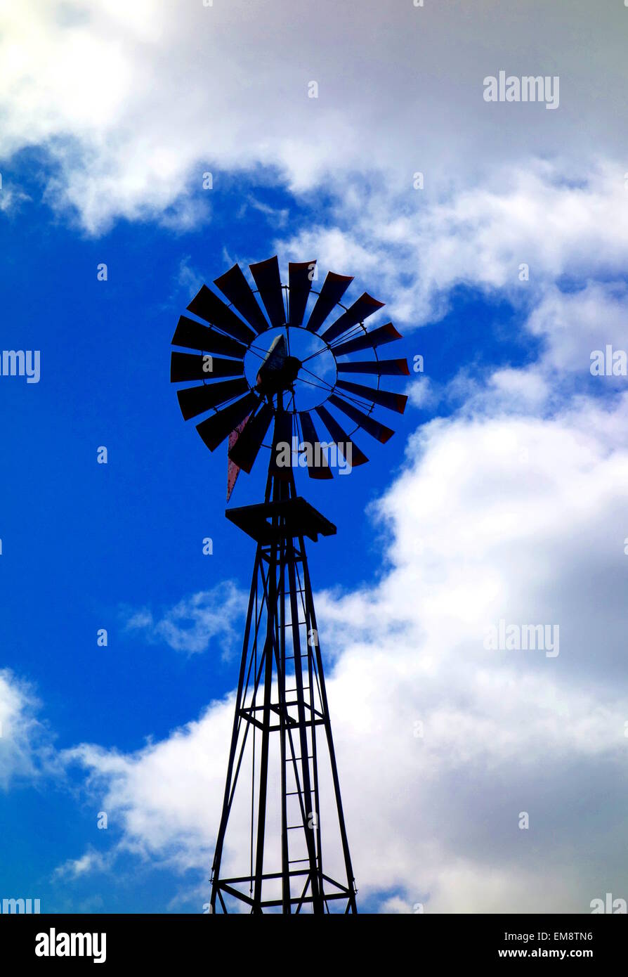 Wind mill at a farm in Ontario, Canada Stock Photo - Alamy