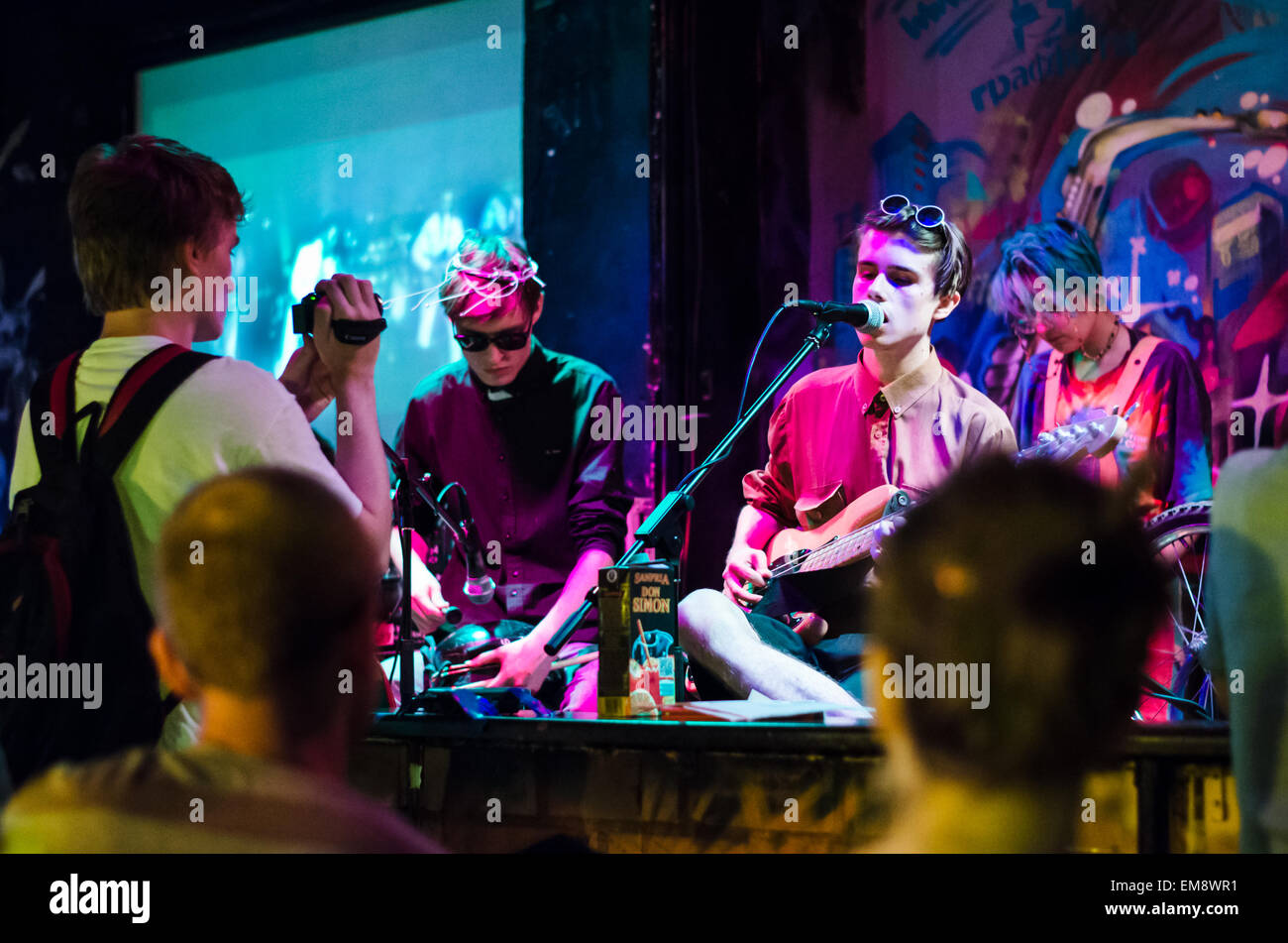 Concert gallery hi-res stock photography and images - Alamy