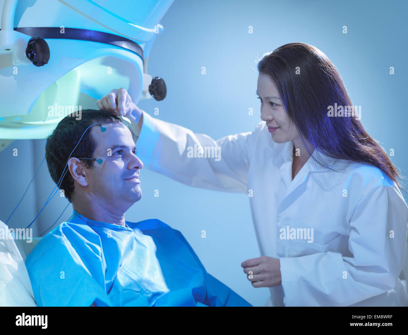 Magnetoencephalography brain hi-res stock photography and images - Alamy