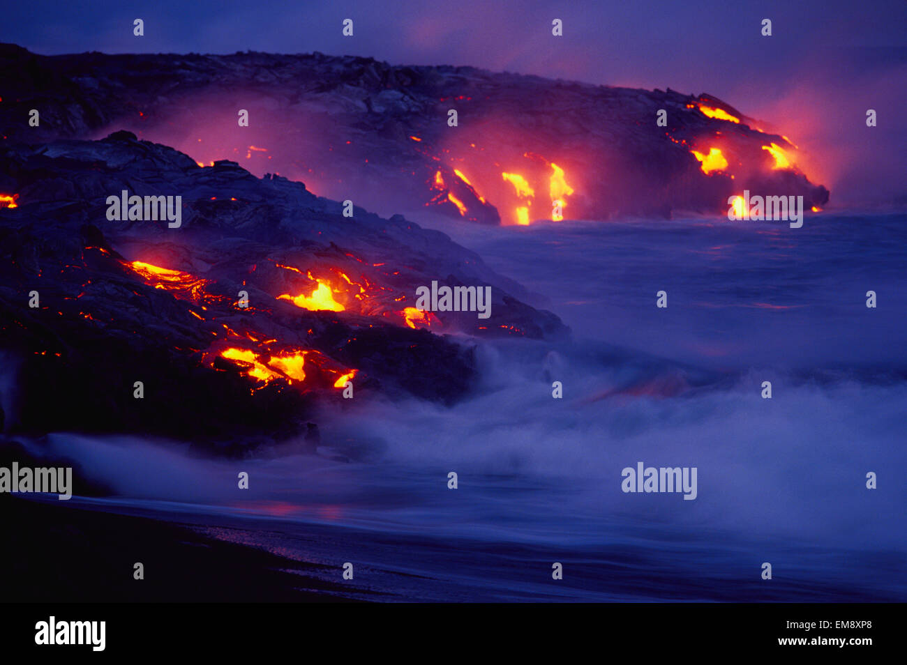 Hawaii, Big Island, Hawaii Volcanoes National Park, Lava Flows Into ...