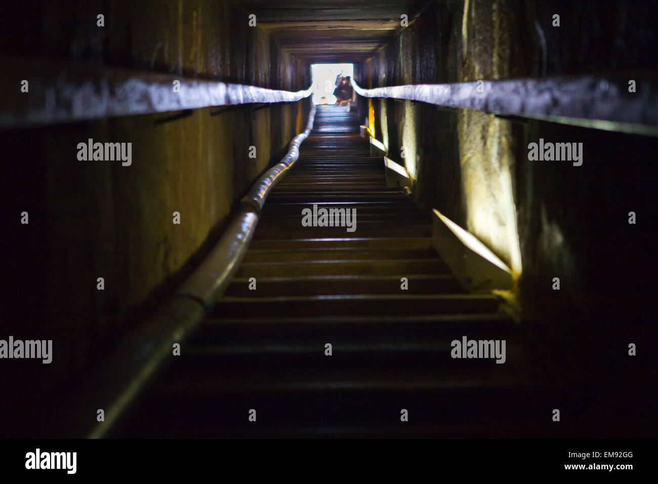 Red Pyramid upstairs corridor, or North Pyramid. The largest of the ...