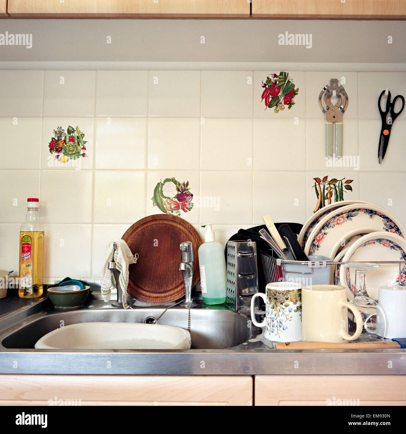 Washing up sink hi-res stock photography and images - Alamy
