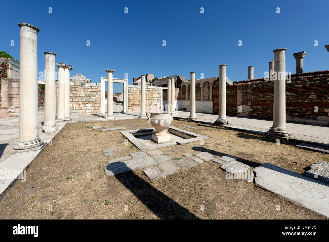 Ancient synagogue sardis turkey hi-res stock photography and images - Alamy