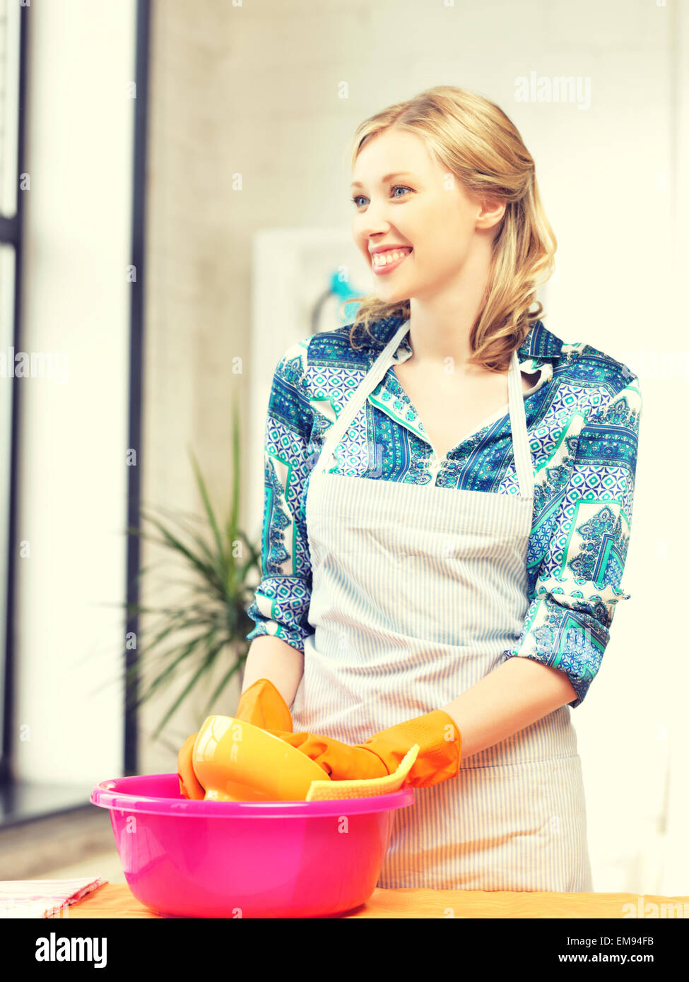 housewife washing dish at the kitchen Stock Photo - Alamy