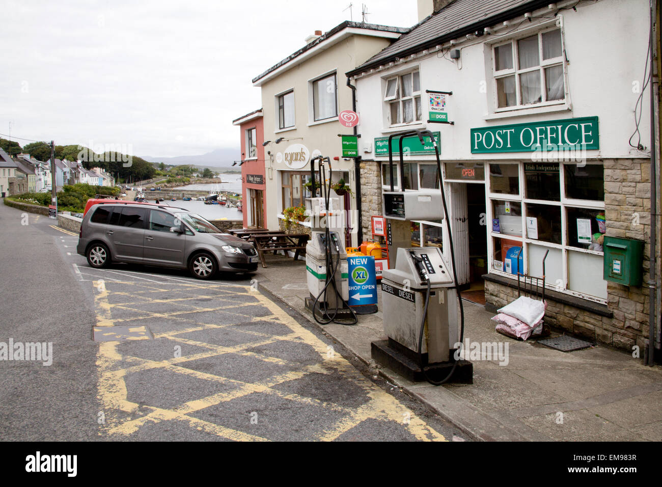 Galway post office hi-res stock photography and images - Alamy