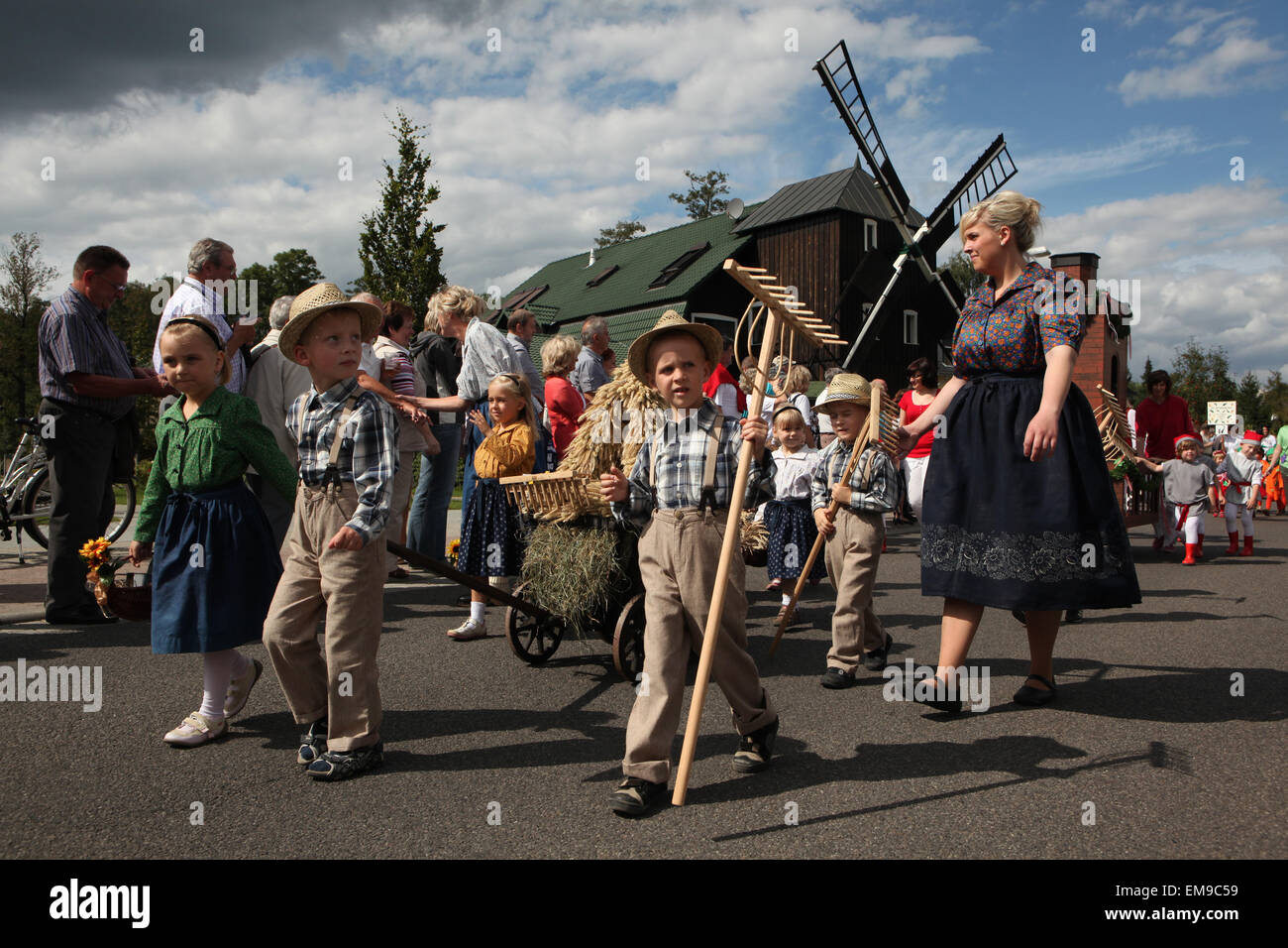 Sorbian lusatia harvest hi-res stock photography and images - Alamy