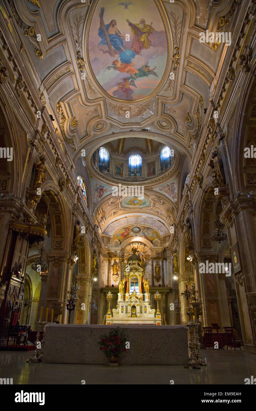 Central nave of the Metropolitan Cathedral, Santiago, Metropolitan ...