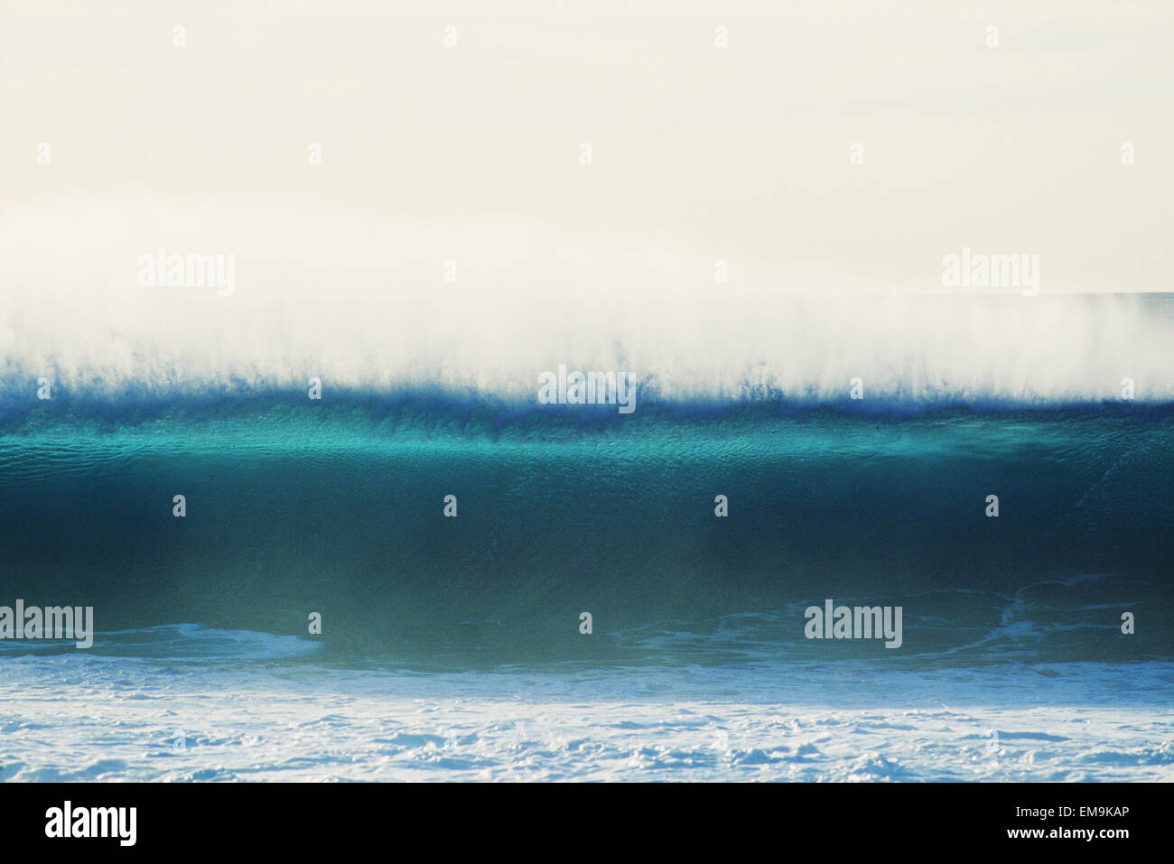 Perfect wave face hi-res stock photography and images - Alamy