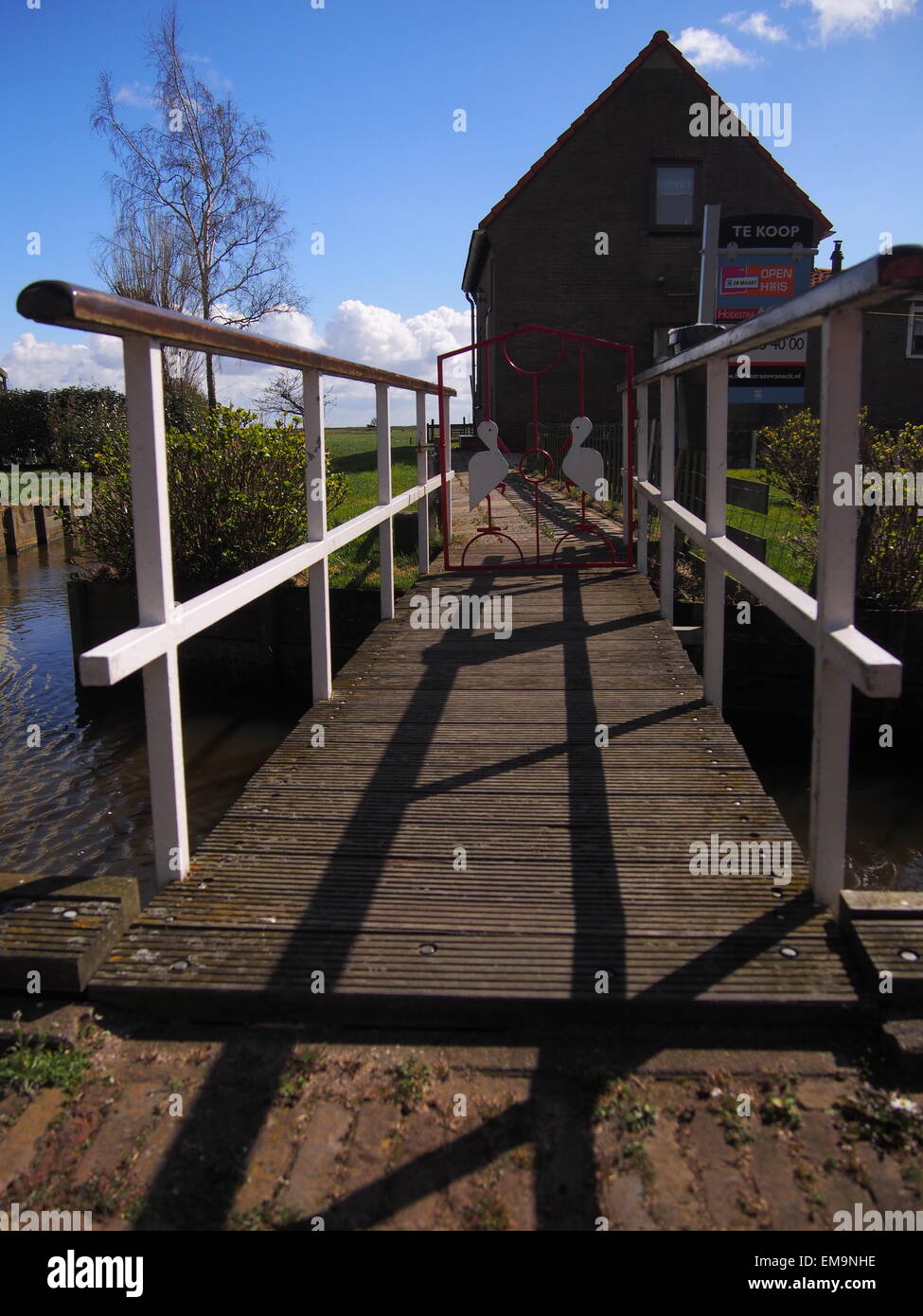 bridge and perspective Stock Photo - Alamy