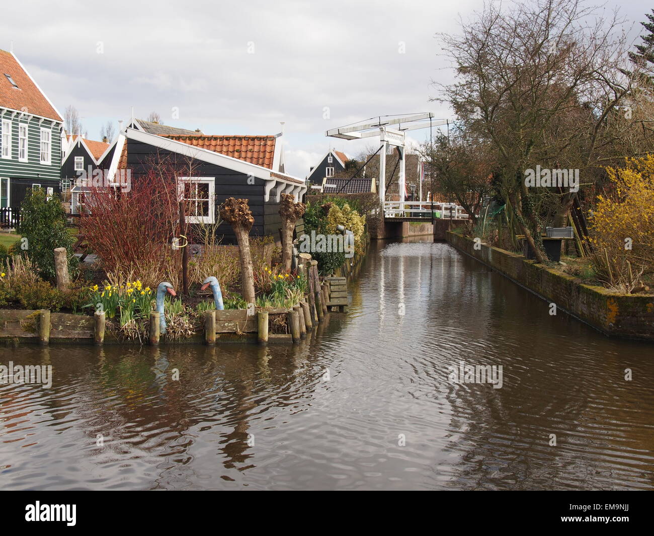 Peaceful village hi-res stock photography and images - Alamy
