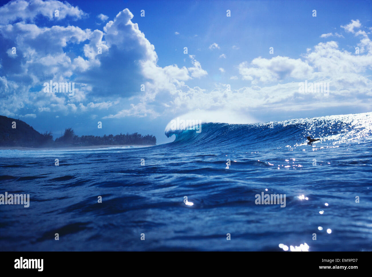 Hawaii, Oahu, North Shore, Pipeline, Perfect Curling Wave Stock Photo ...