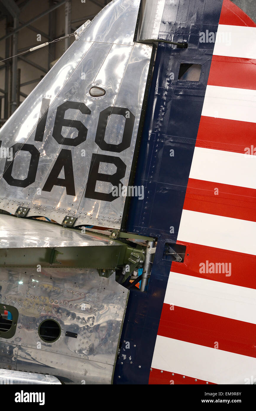 Airplane tail fin hi-res stock photography and images - Alamy