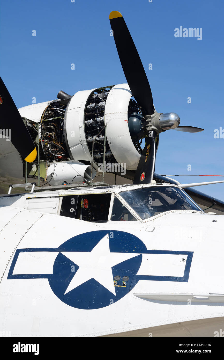 Plane imperial war museum hi-res stock photography and images - Alamy