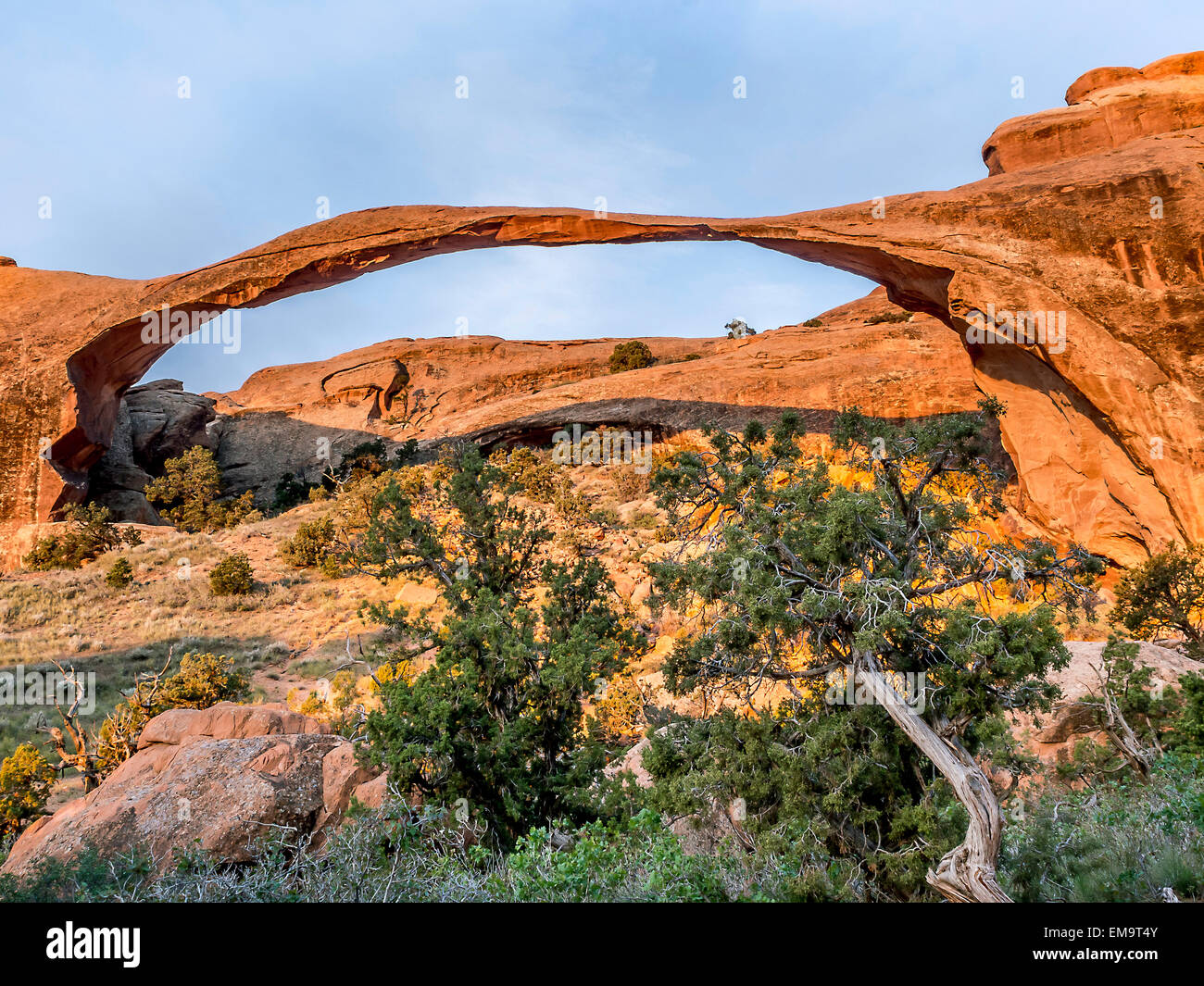 Iconic arching rock formation hi-res stock photography and images - Alamy