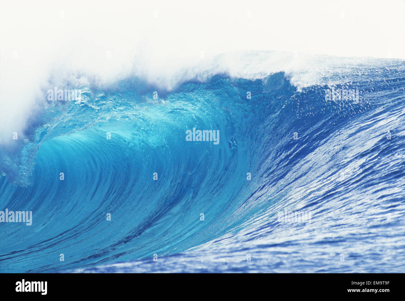 Hawaii, Oahu, Perfect Wave At Pipeline Stock Photo - Alamy