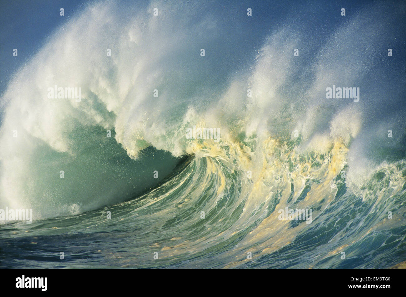 Large shore break shorebreak hi-res stock photography and images - Alamy