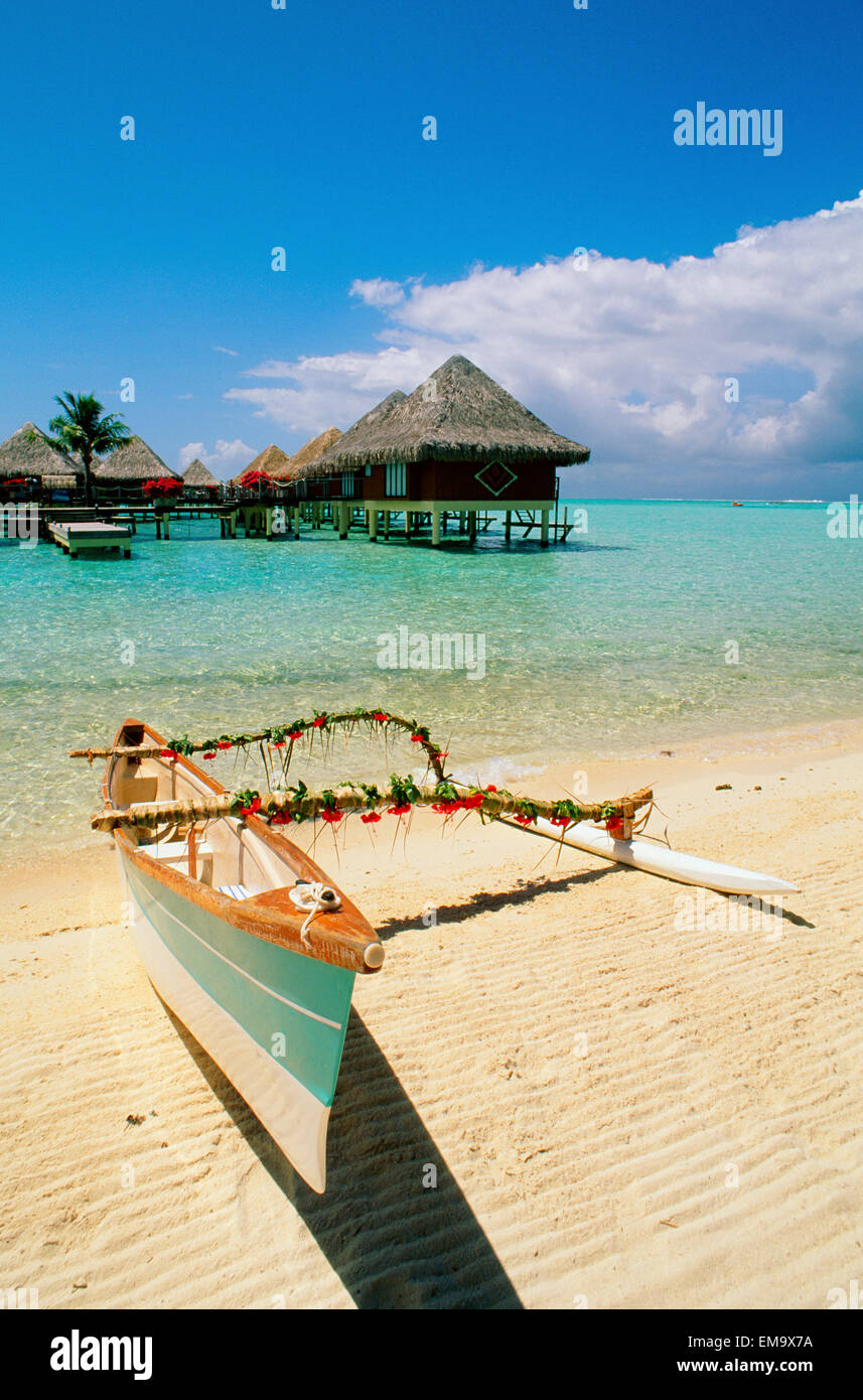 French Polynesia, Tahiti, Moana Beach Park Royal Resort, Bungalows Over ...