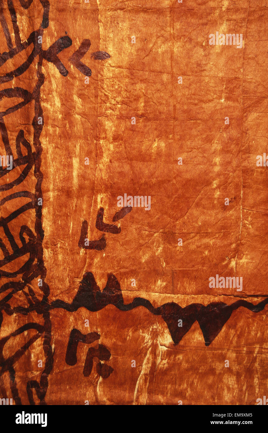 Traditional polynesian tapa hand printed hi-res stock photography and ...