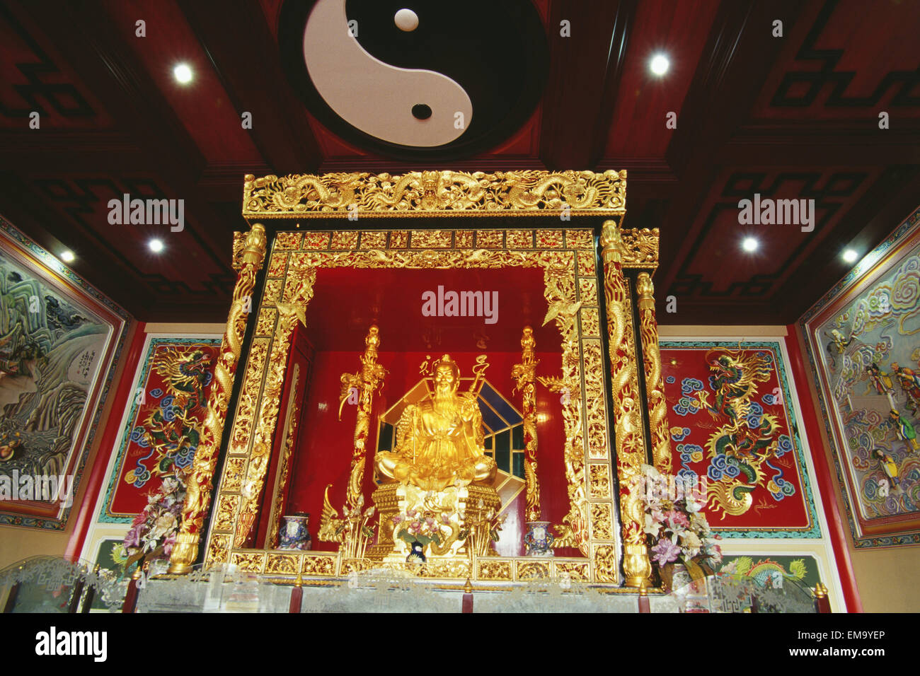 Thailand, Pattaya, Vihara Chian, Chinese Temple In Honor Of King ...