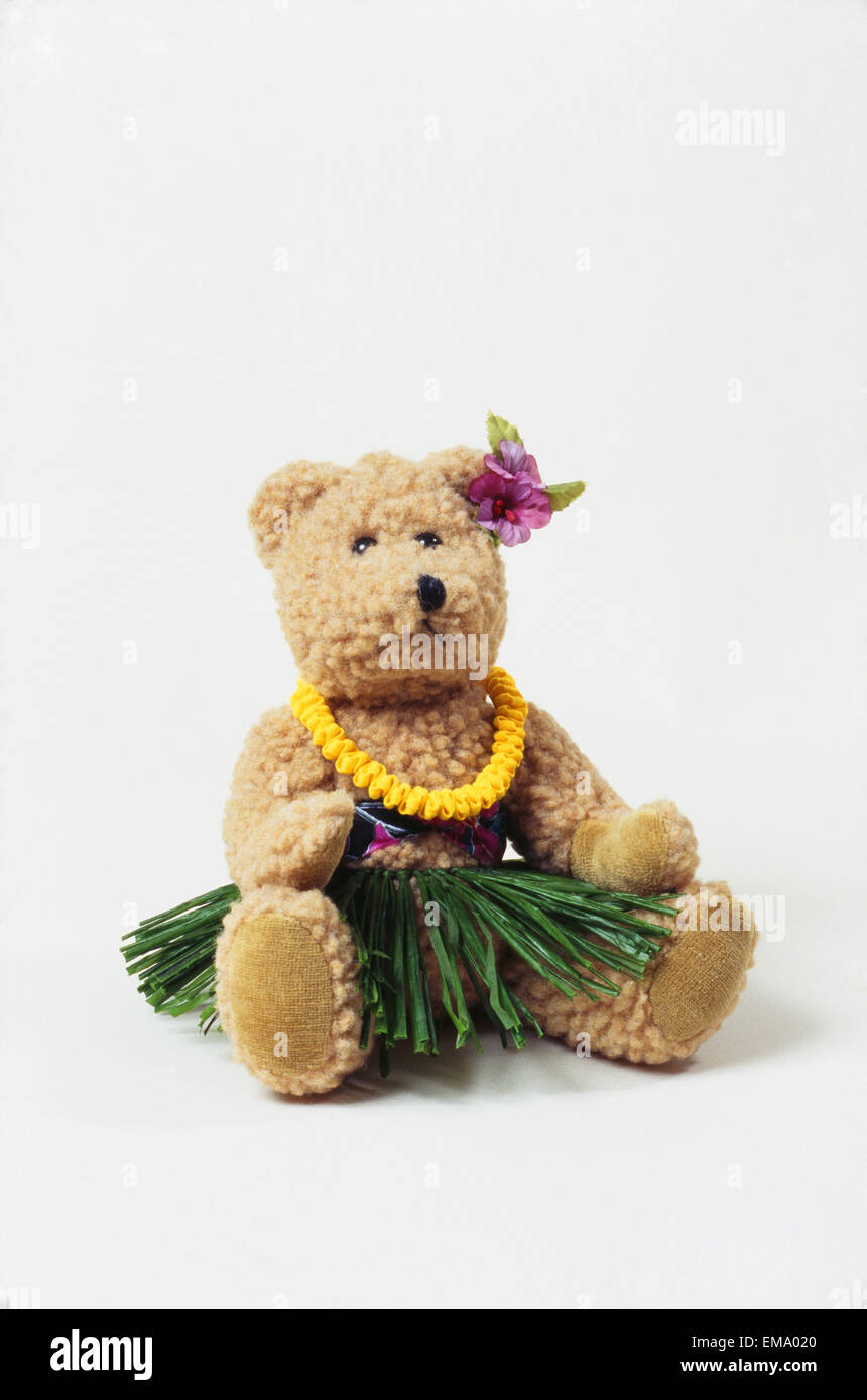 Hawaii, Studio Shot Of A Hula Bear Wearing A Lei Stock Photo - Alamy