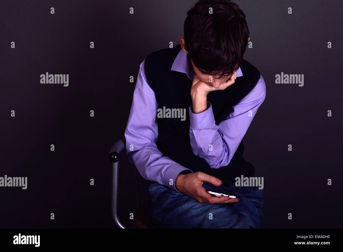 boy with a smart phone Stock Photo - Alamy