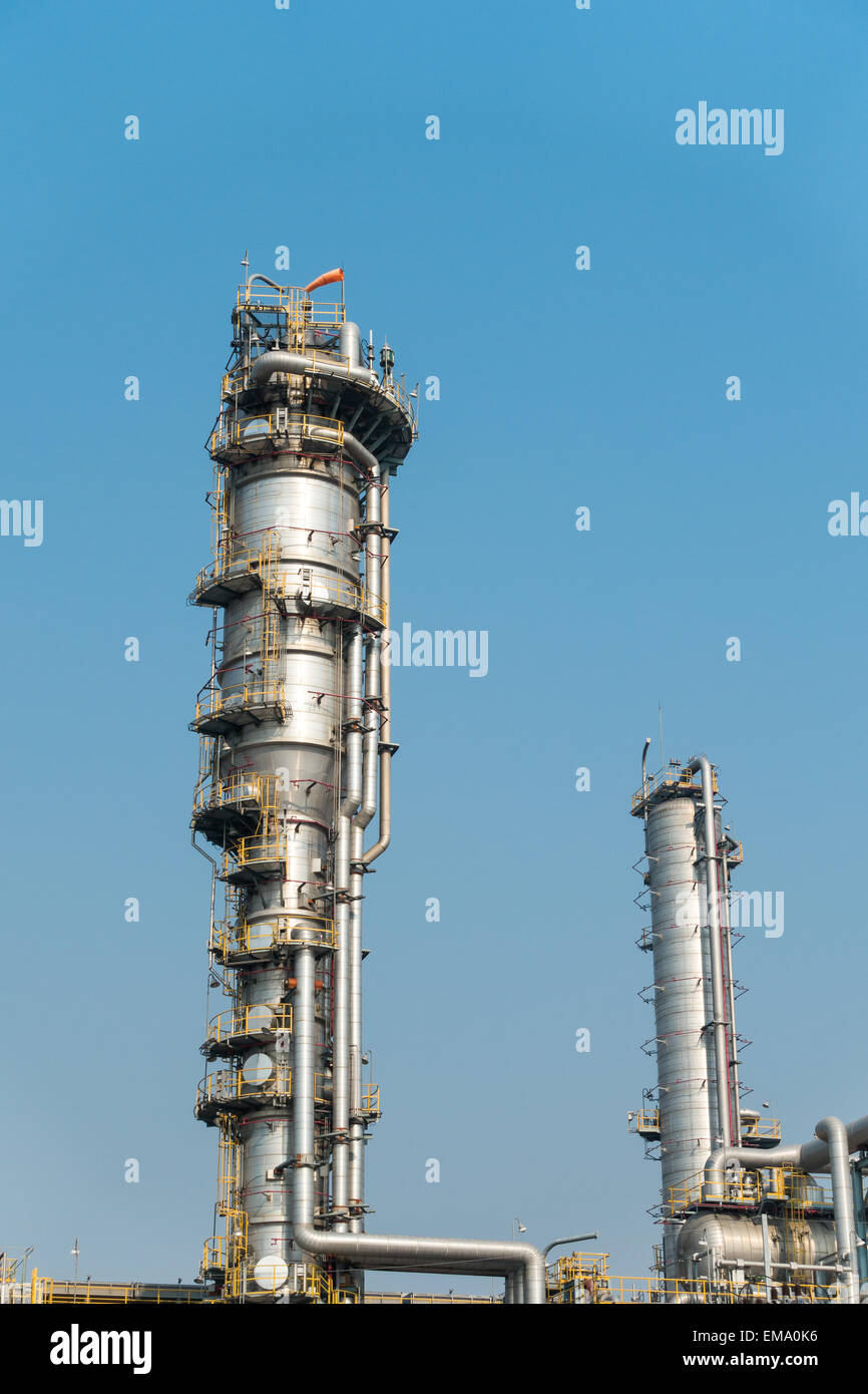 Natural gas plant hi-res stock photography and images - Alamy