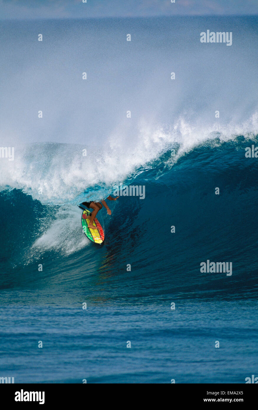 Pipeline under the ocean hi-res stock photography and images - Alamy