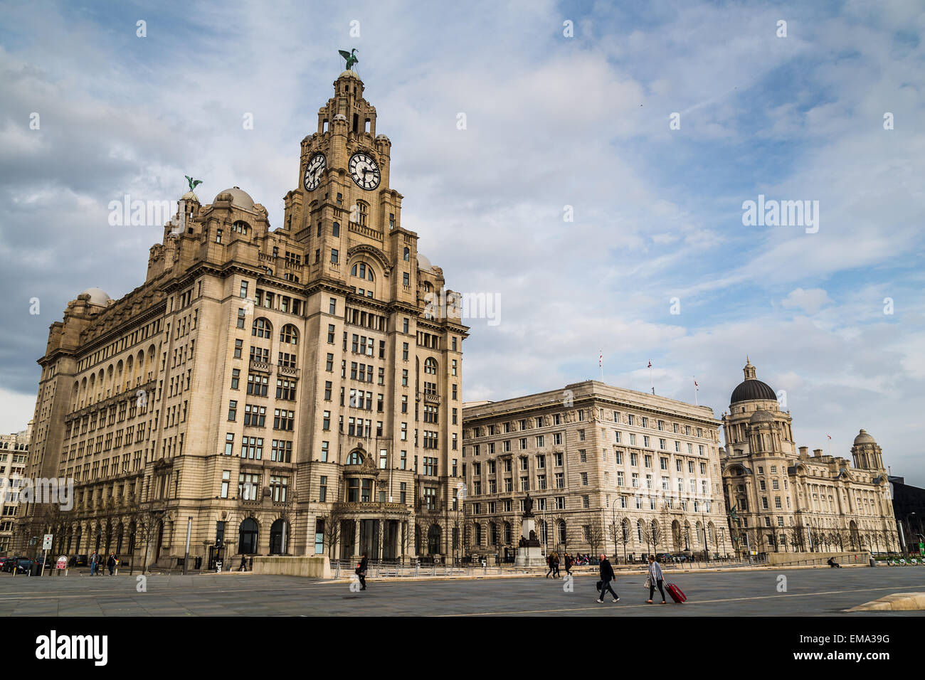 Three Graces on the Liverpool waterfront Stock Photo - Alamy