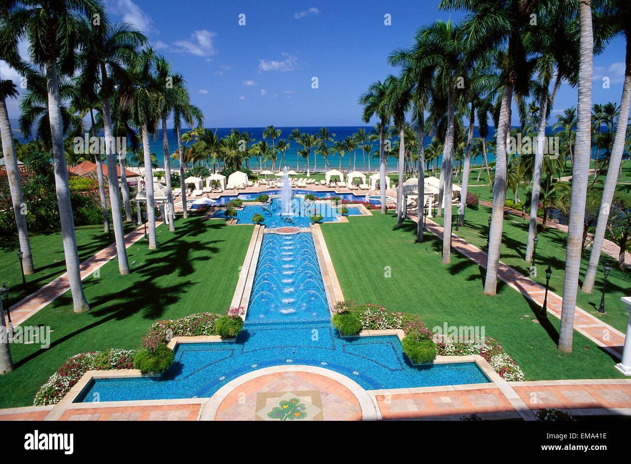 Hawaii, Maui, Grand Wailea Resort, Extravagant Pool And Landscape Stock ...