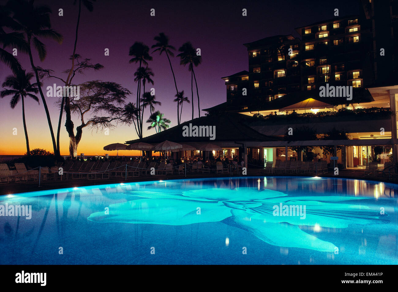 Hawaii, Oahu, Waikiki, Halekulani Hotel, Lit Pool At Twilight Exterior ...