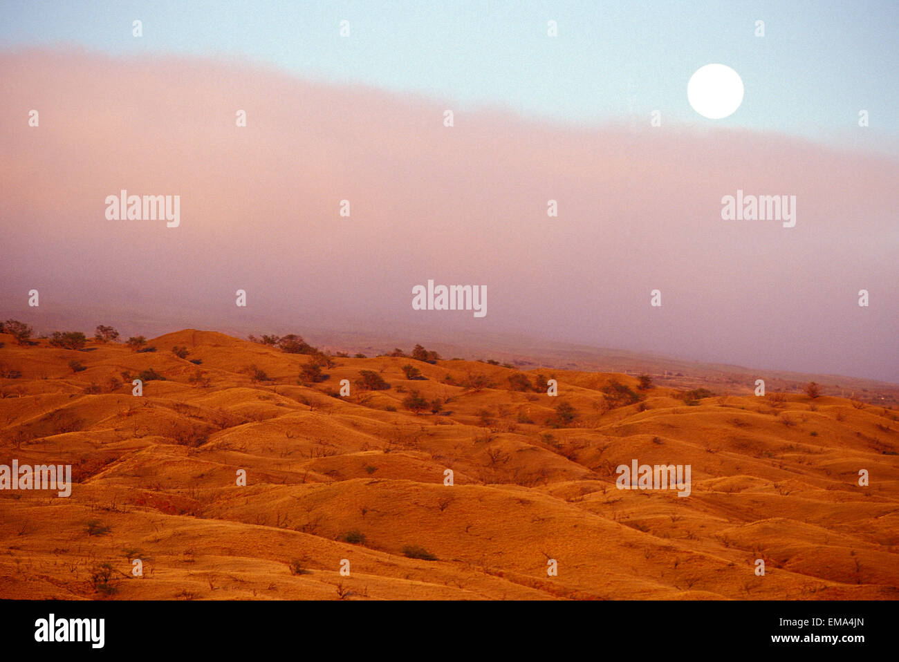 Hawaii big island full moon hi-res stock photography and images - Alamy