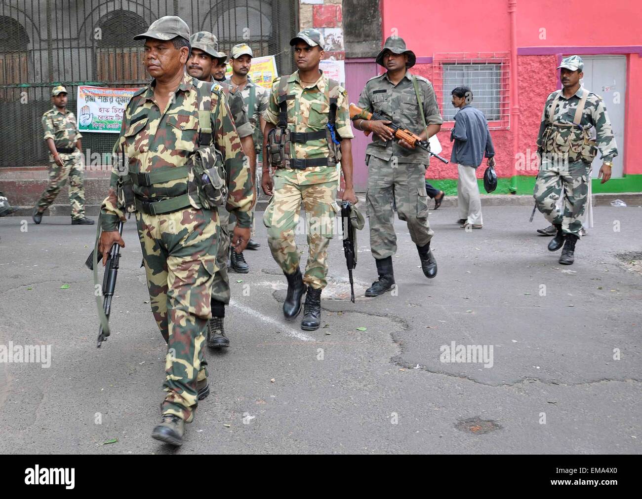Crpf soldiers hi-res stock photography and images - Alamy