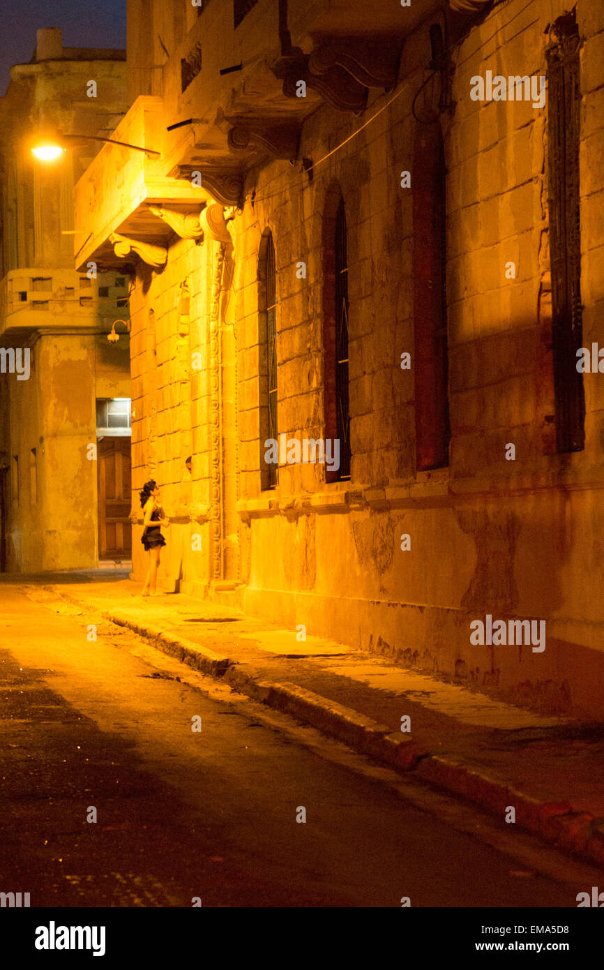 Havana, Cuba. 2nd Apr, 2015. A late night encounter in Havana. © Alex ...