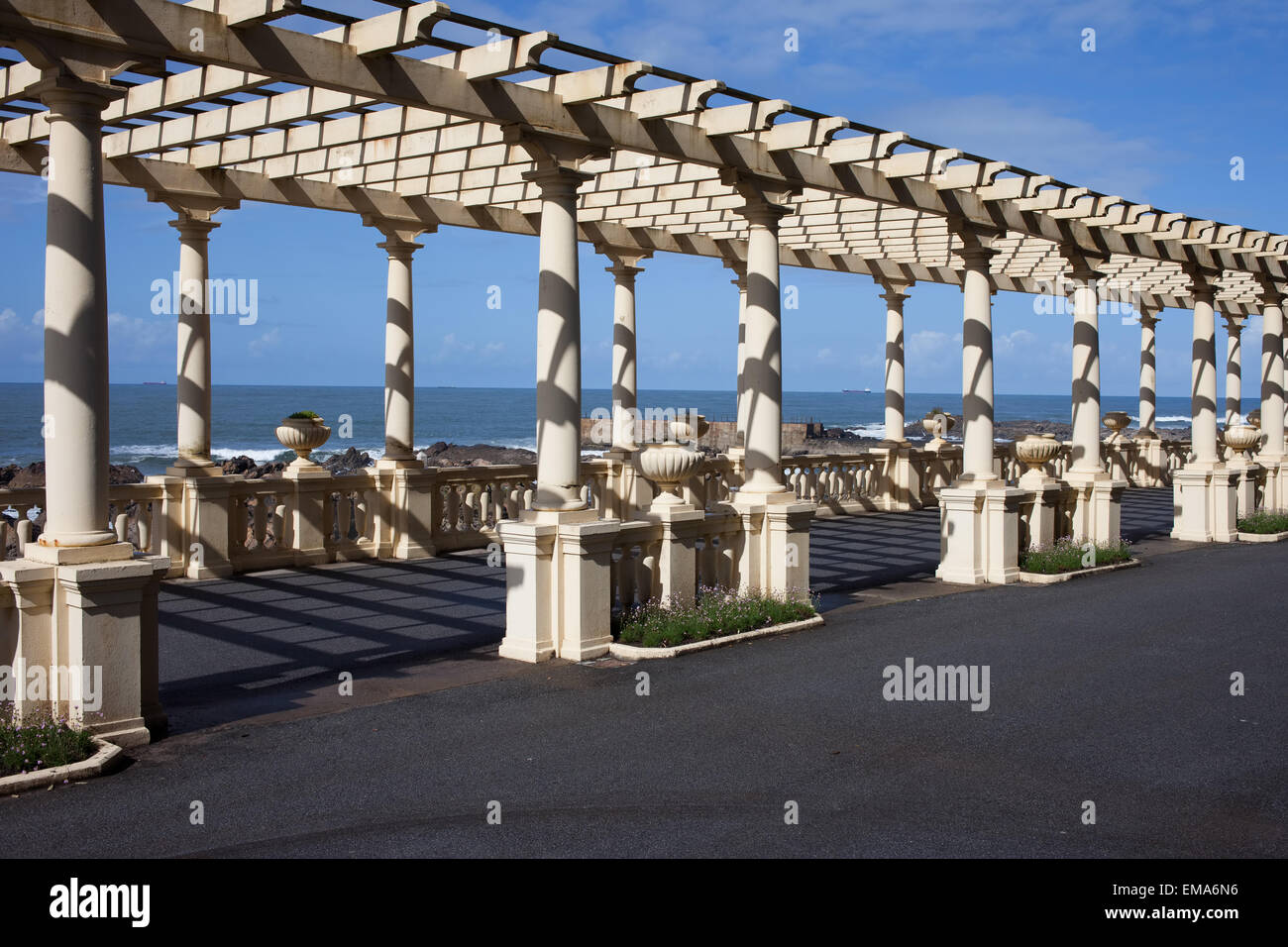 Pergola da Foz in Porto, promenade along the Atlantic Ocean coast in ...