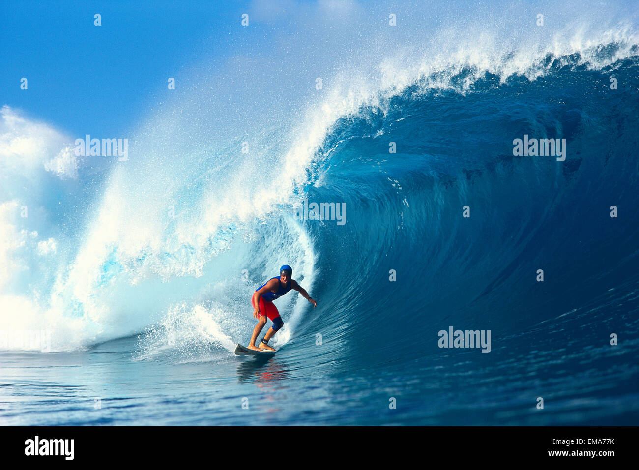 Surfer Catches Big Wave Curling Behind, Liam Stock Photo - Alamy