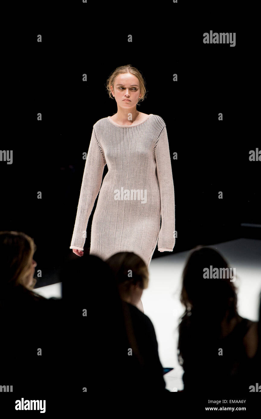 SYDNEY, AUSTRALIA - APRIL 18: Models walk the runway during the 'Best ...