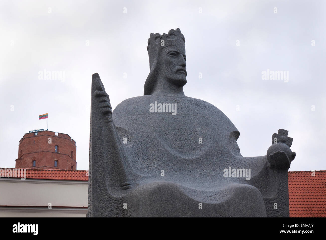 Statue of King Mindaugas with Gediminas tower behind, Vilnius ...