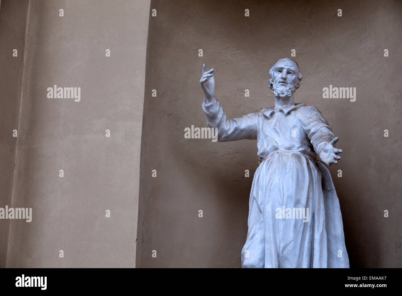Statue at the Cathedral, the old town of Vilnius, Lithuania Stock Photo ...
