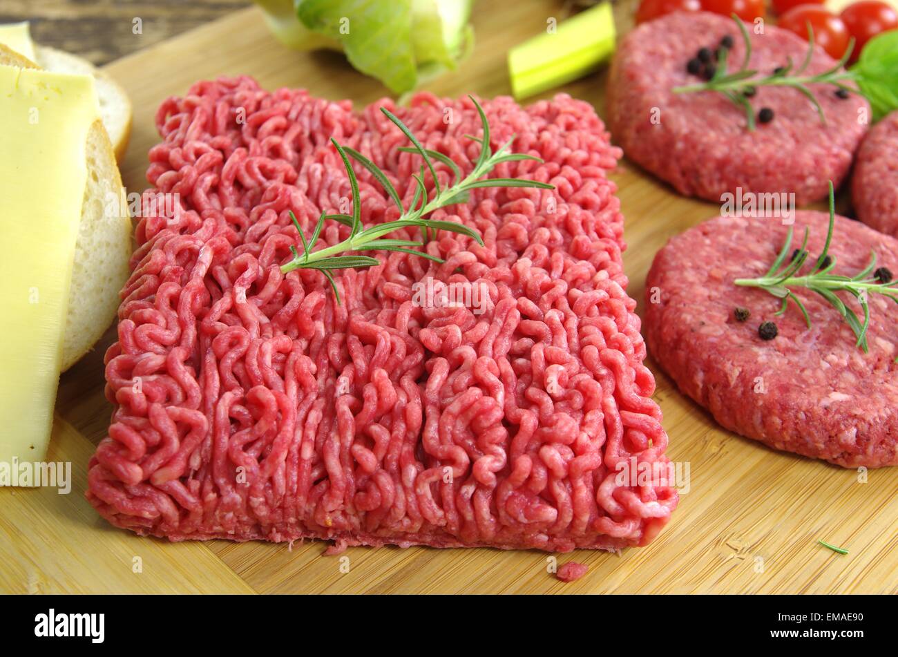 Raw beef burger hi-res stock photography and images - Alamy