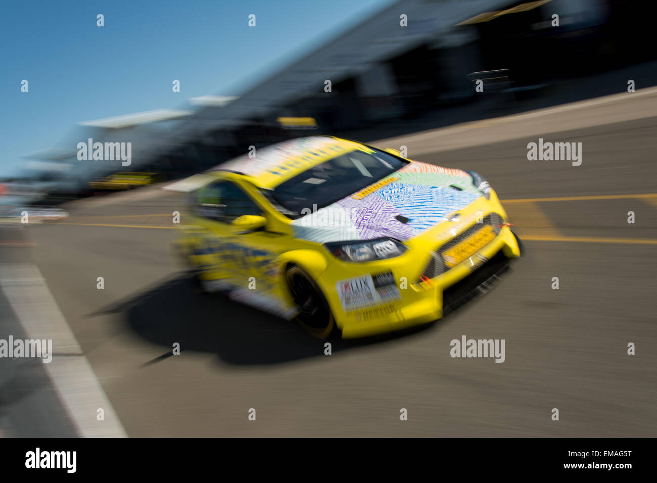 Qualifying session donington park hi-res stock photography and images ...