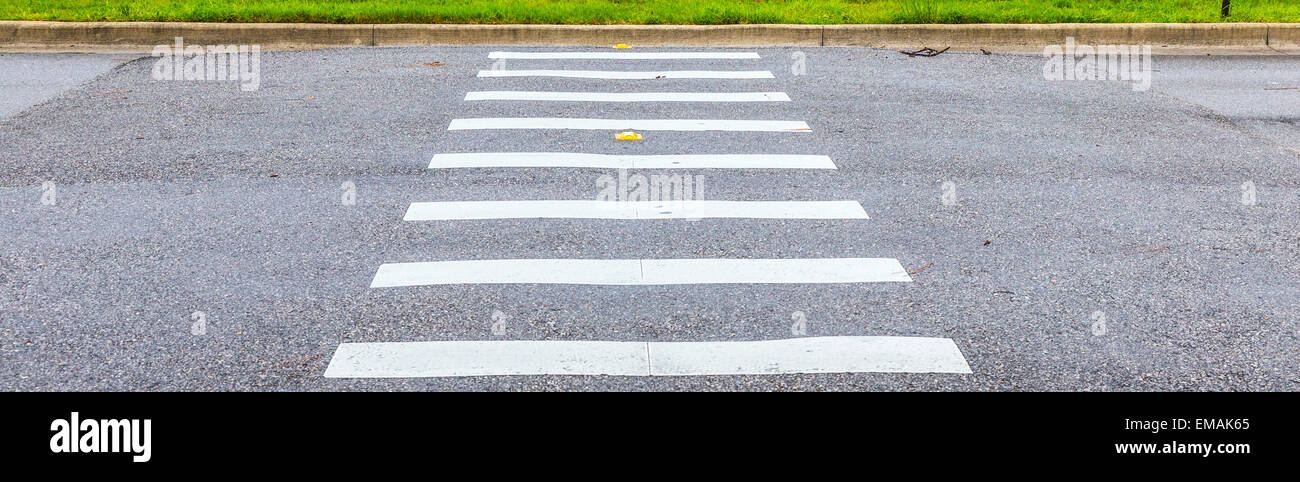 Zebra crossing road pavement hi-res stock photography and images - Alamy