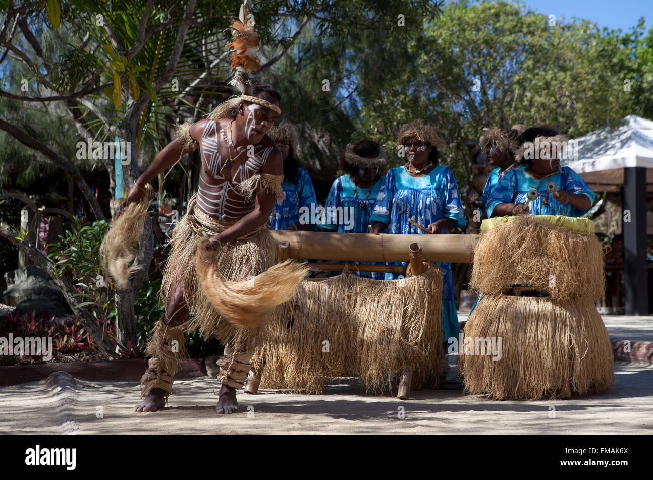 Kanak dance hi-res stock photography and images - Alamy