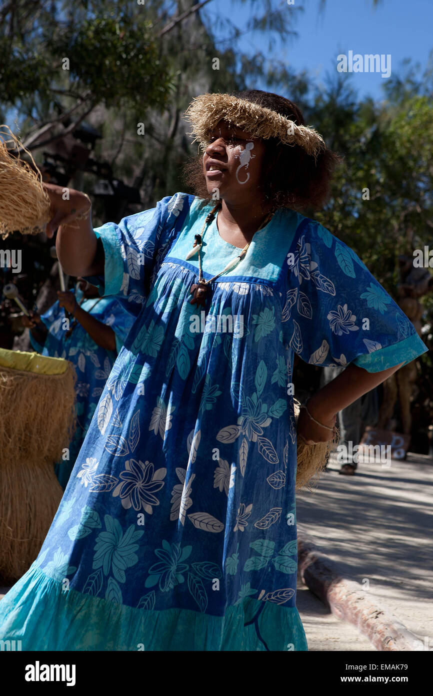 Kanak dance hi-res stock photography and images - Alamy