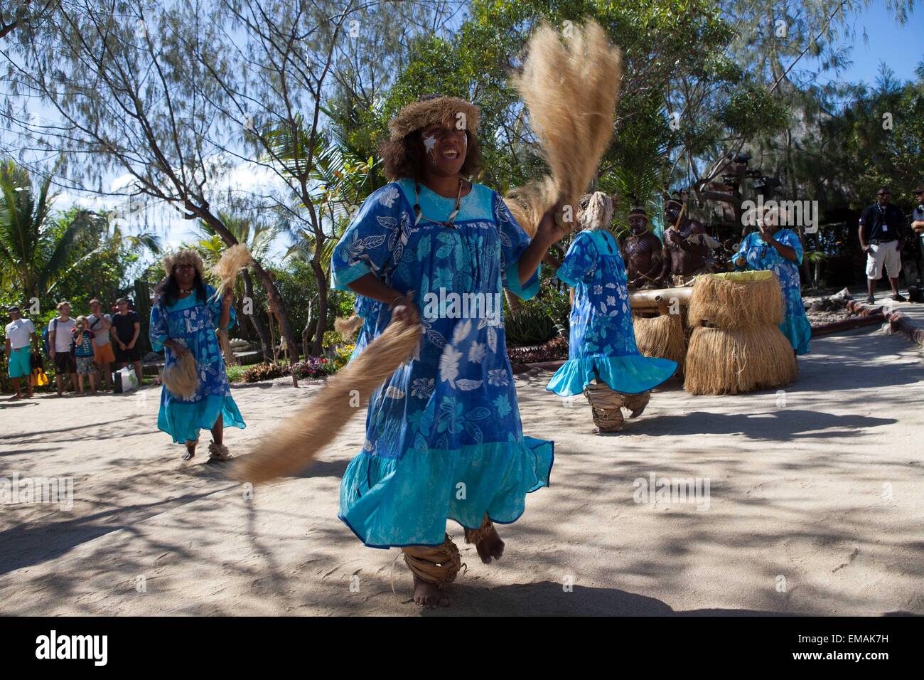 New Caledonia, Noumea, Traditional Kanak Dance and music "We Ce Ca ...