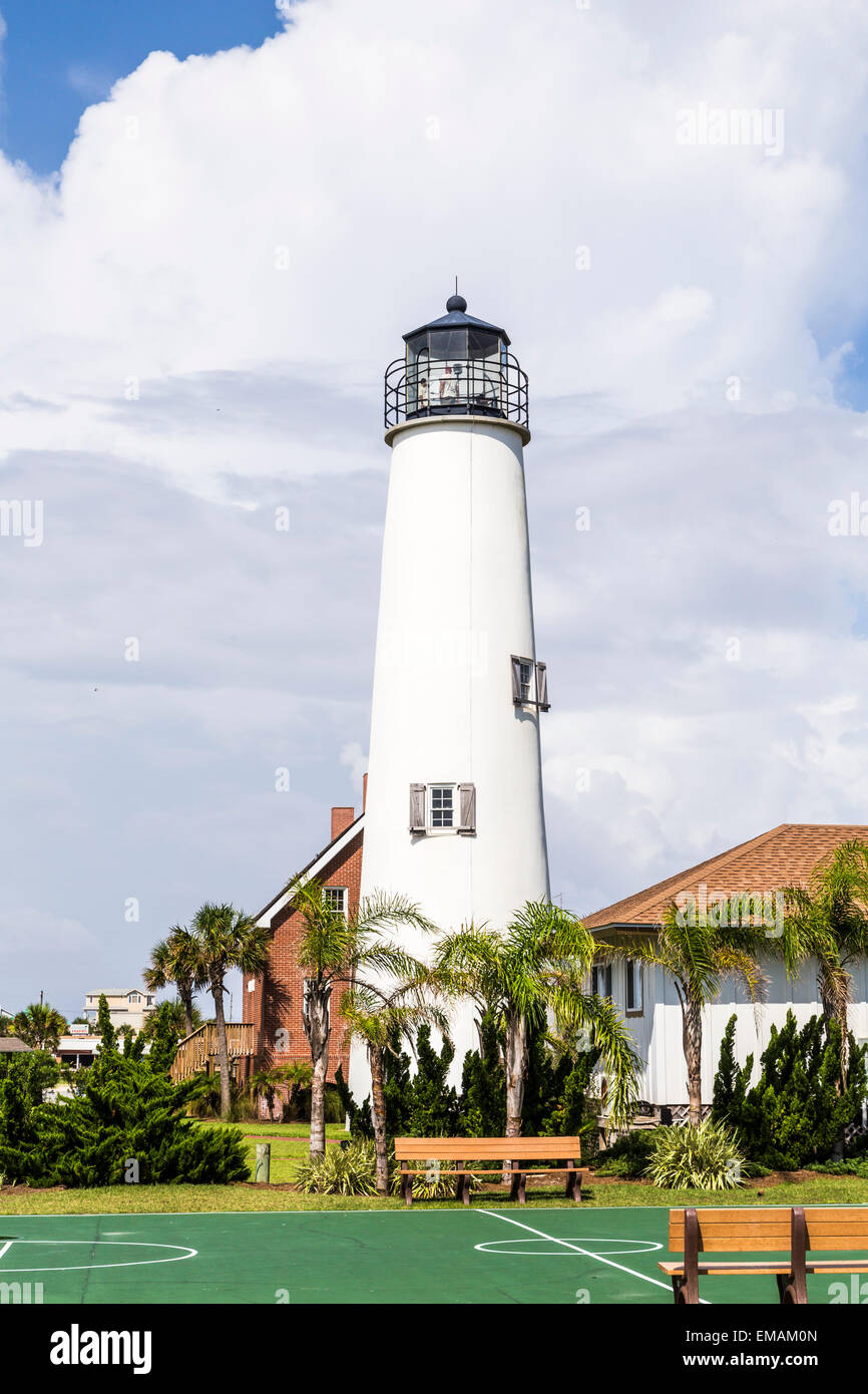Lighthouse at st george island hi-res stock photography and images - Alamy