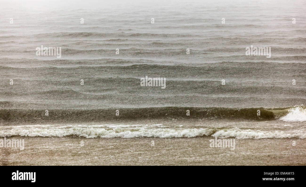 beach in heavy rain over the pacific ocean Stock Photo - Alamy