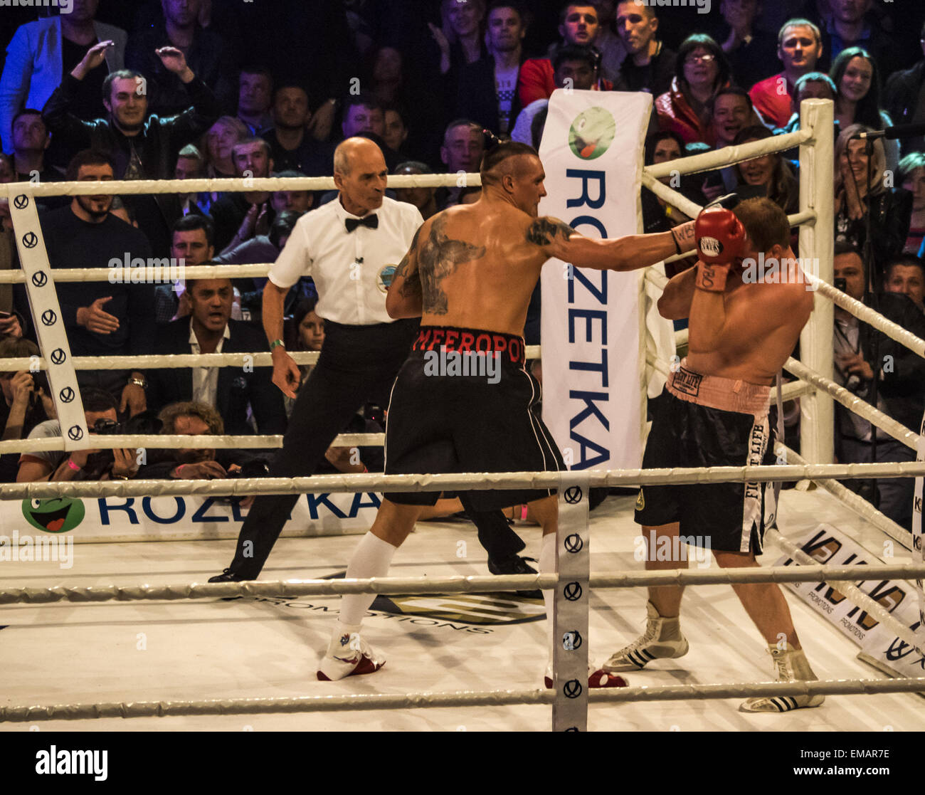 Decisive blow hi-res stock photography and images - Alamy