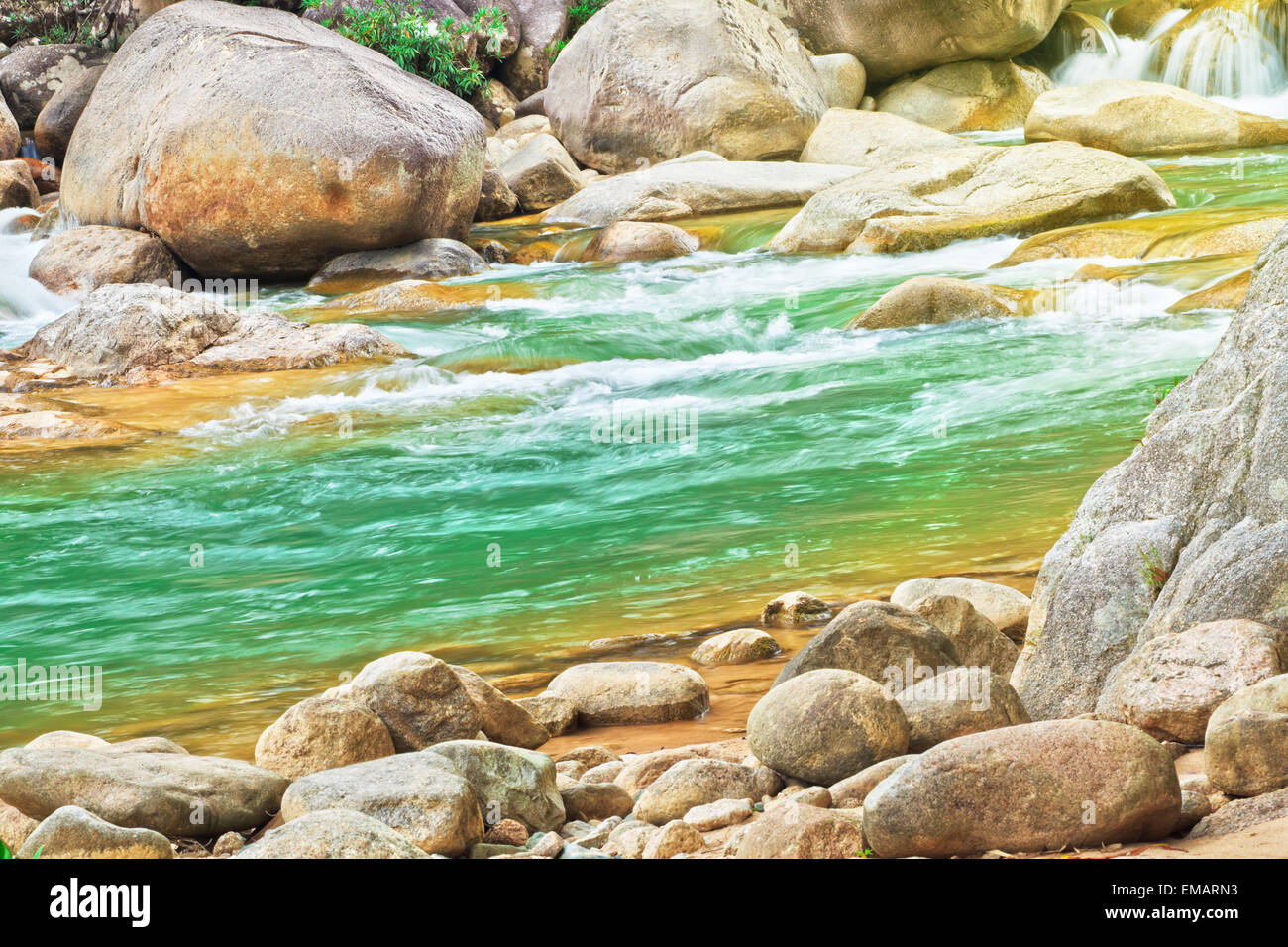 Stream sides hi-res stock photography and images - Alamy